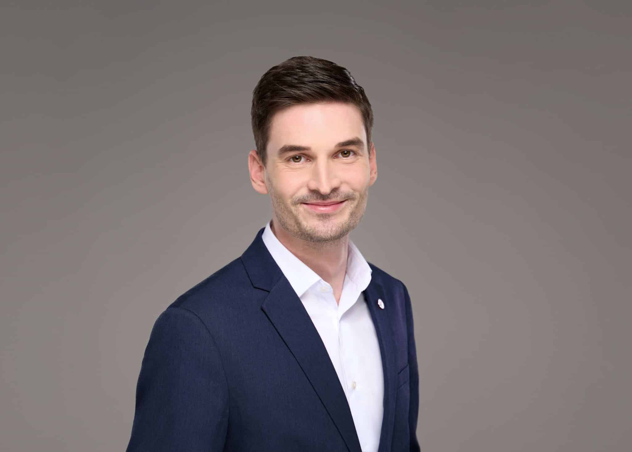 About Us - HotelPartner